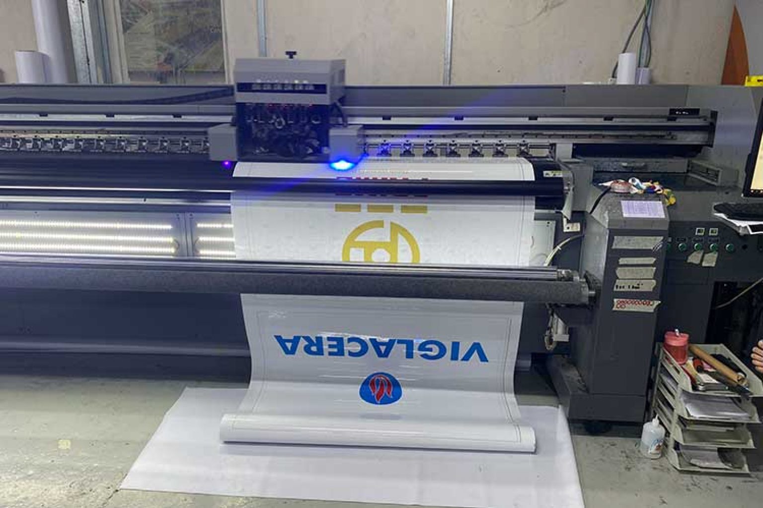 In decal 3M - In UV decal 3M chất lượng sắc nét